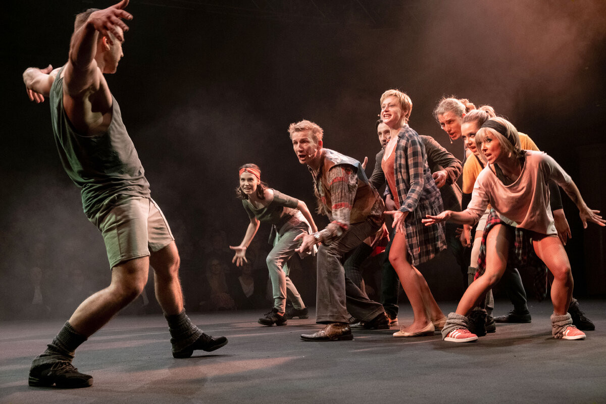 Wieczór w teatrze w Warszawie – Prezentmarzeń