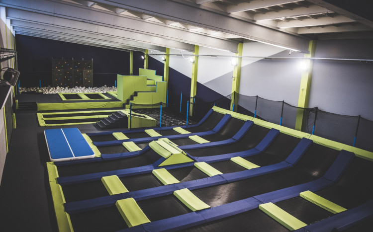 Zabawa w Parku Trampolin w Płocku – Prezentmarzeń